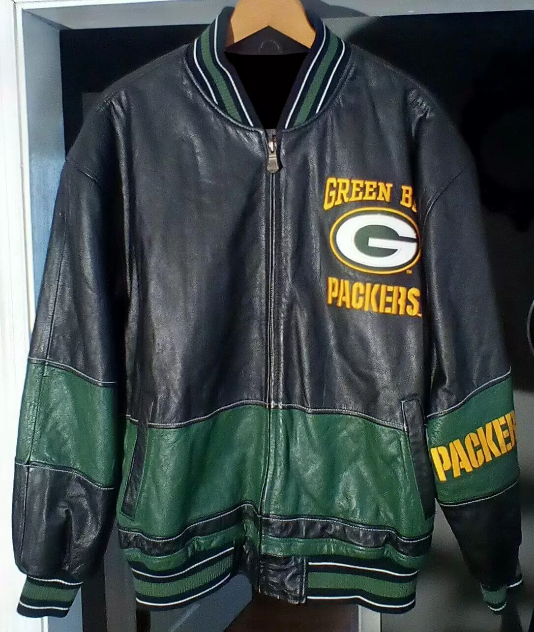 Vintage Black NFL Green Bay Packers Leather Jacket - MLJ